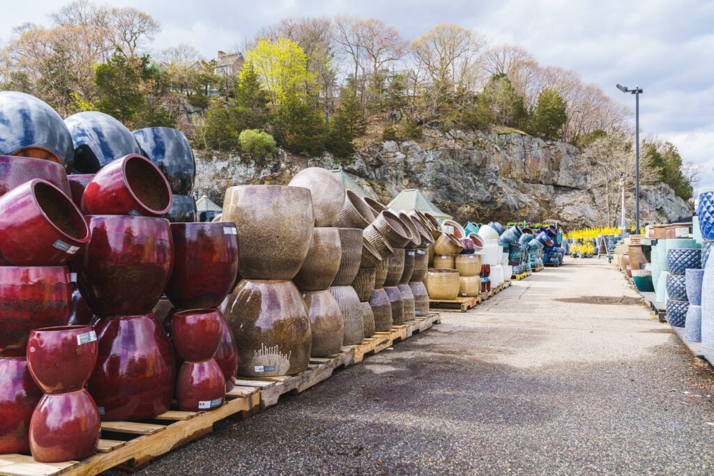 Choosing the Right Pottery for Your Home, Porch, or Yard - Mahoney's ...