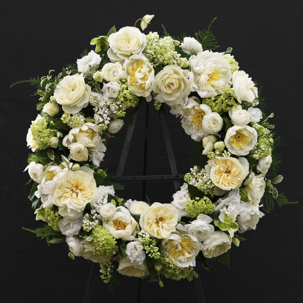 Sympathy & Memoriam Flowers - Mahoney's Garden Center